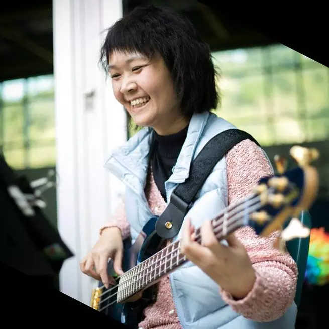 Niche Music Ltd. | 梁順貞 Edith Leung
